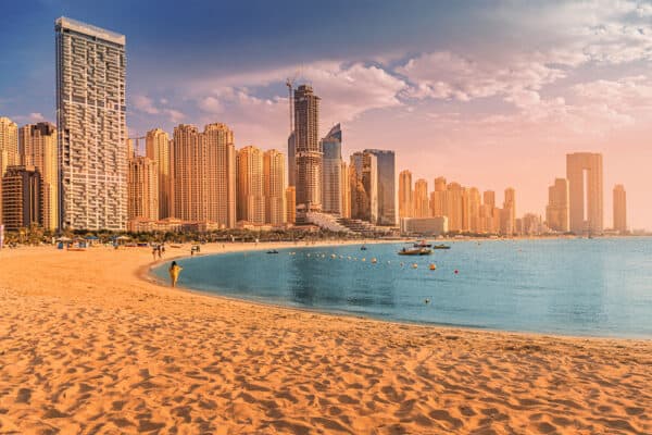 12 Best Places To Live In The UAE - MoverDB.com